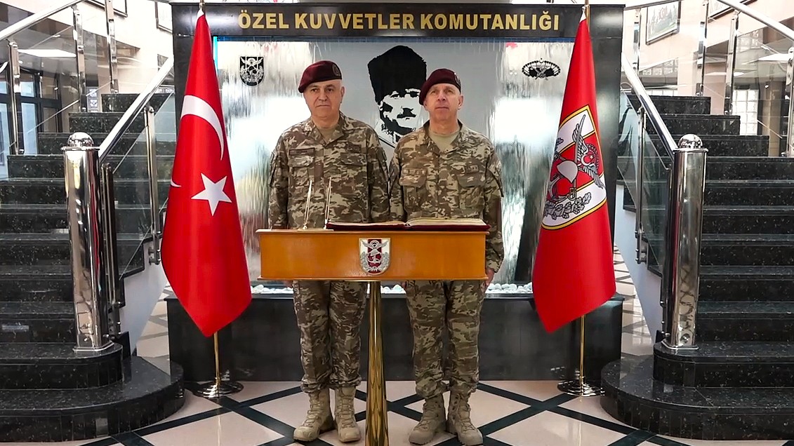 Genelkurmay Başkanı Orgeneral Metin Gürak, Özel Kuvvetler ...